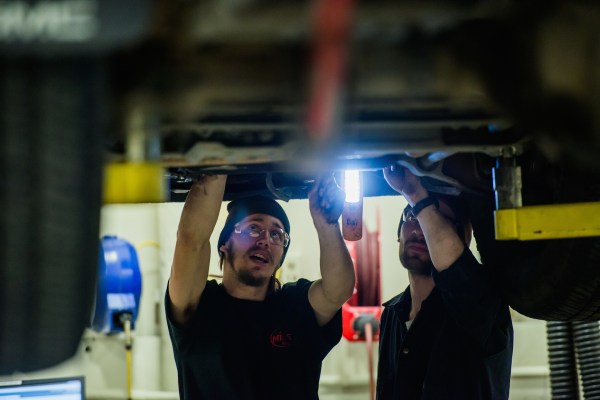 Automotive Dealers Bring Chrysler Training to Alaska – UA Workforce ...